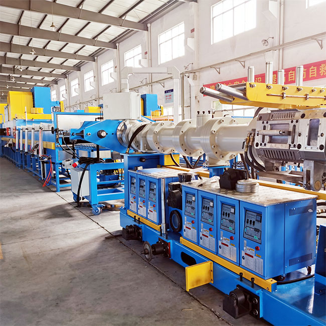 Rubber mixing machine, pipe production line - Seahawk